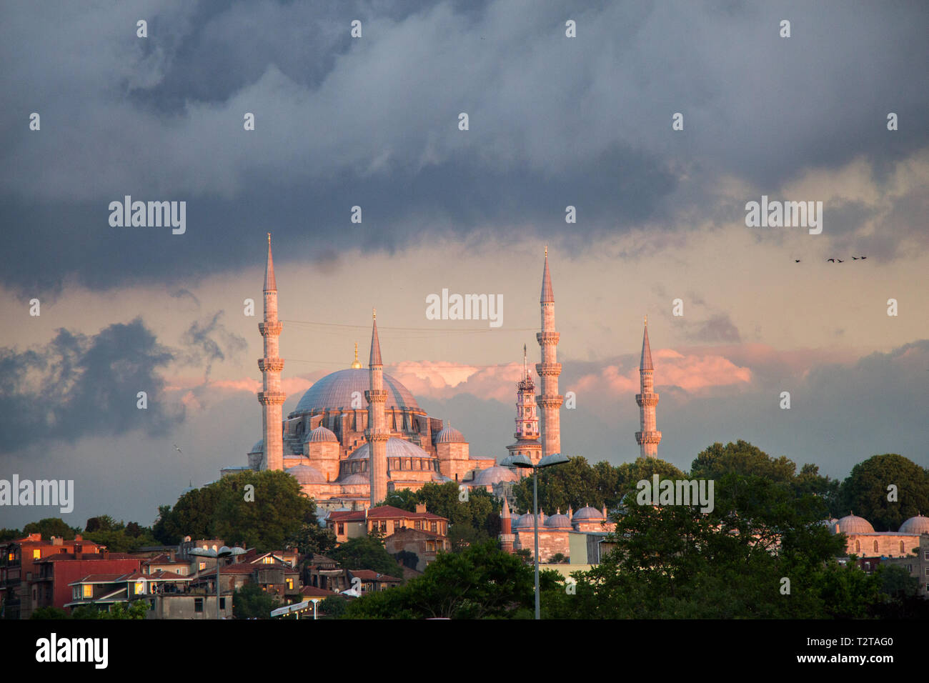 Outer view of Ottoman style mosque in Istanbul Stock Photo - Alamy