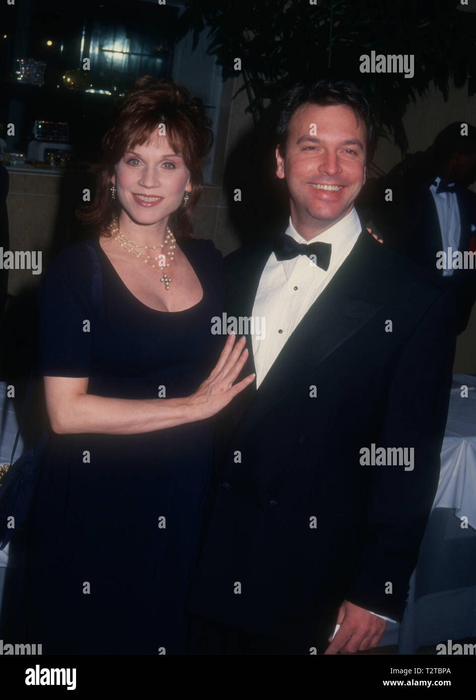 BEVERLY HILLS, CA - MARCH 13: Actress Marilu Henner and brother Lorin ...