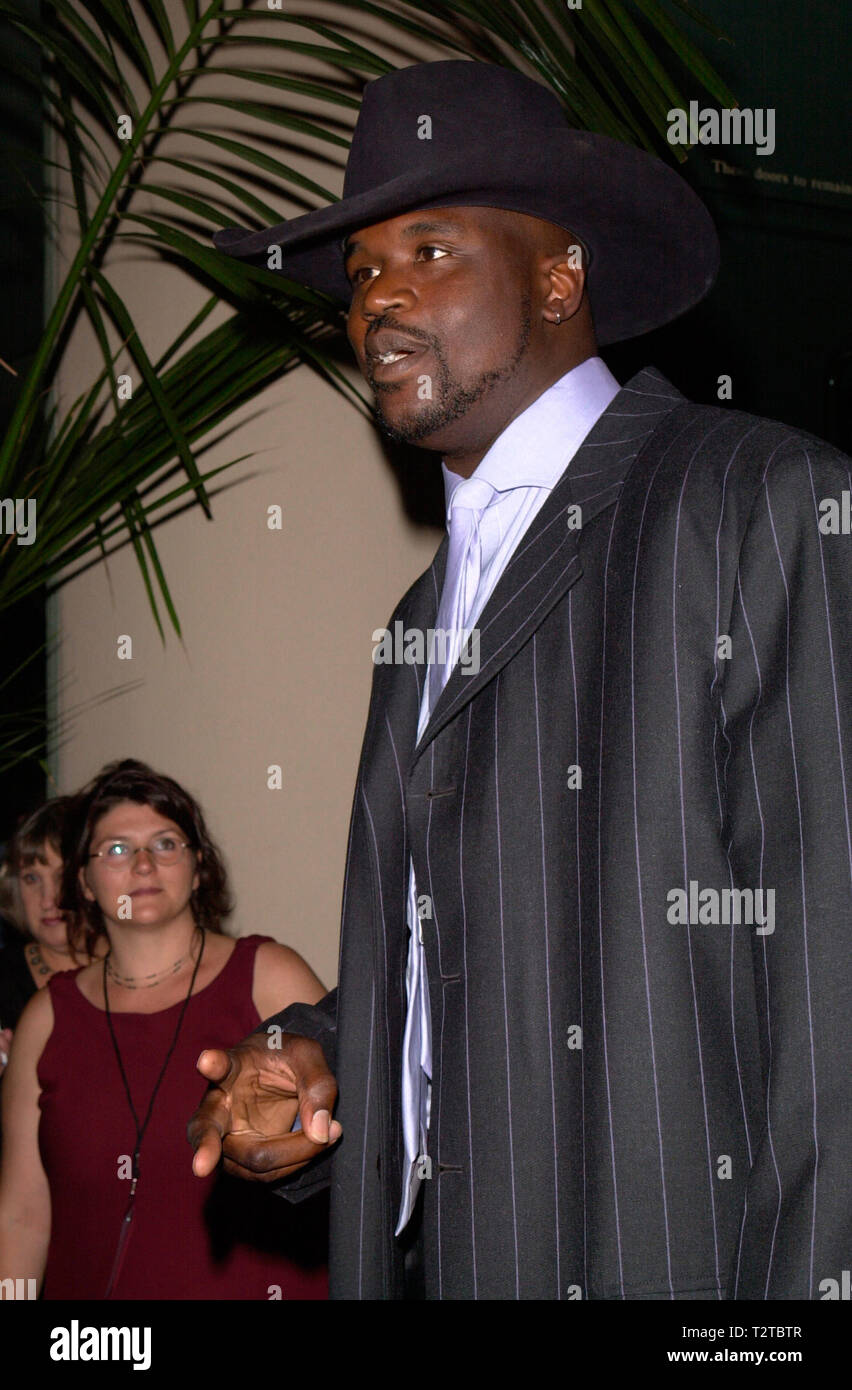 LOS ANGELES, CA. September 23, 2000: Basketball star SHAQUILLE O'NEAL ...