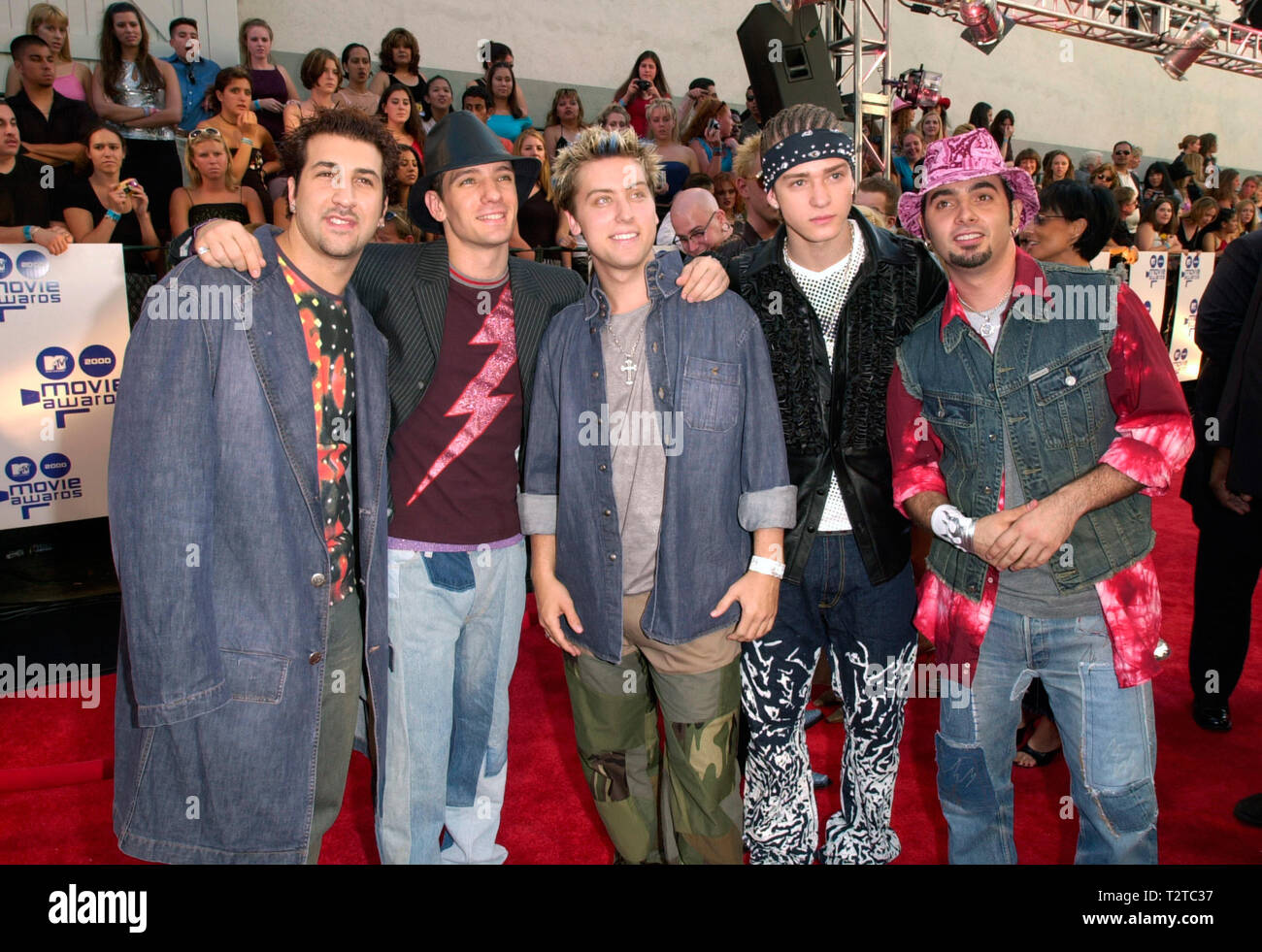 LOS ANGELES, CA. June 03, 2000: Pop group NSYNC at the MTV Movie Awards ...