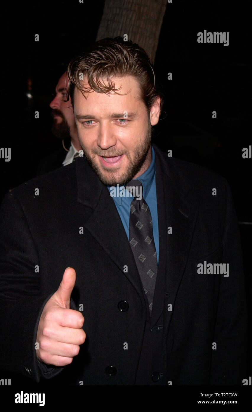 LOS ANGELES, CA. December 04, 2000: Actor RUSSELL CROWE at the Los ...