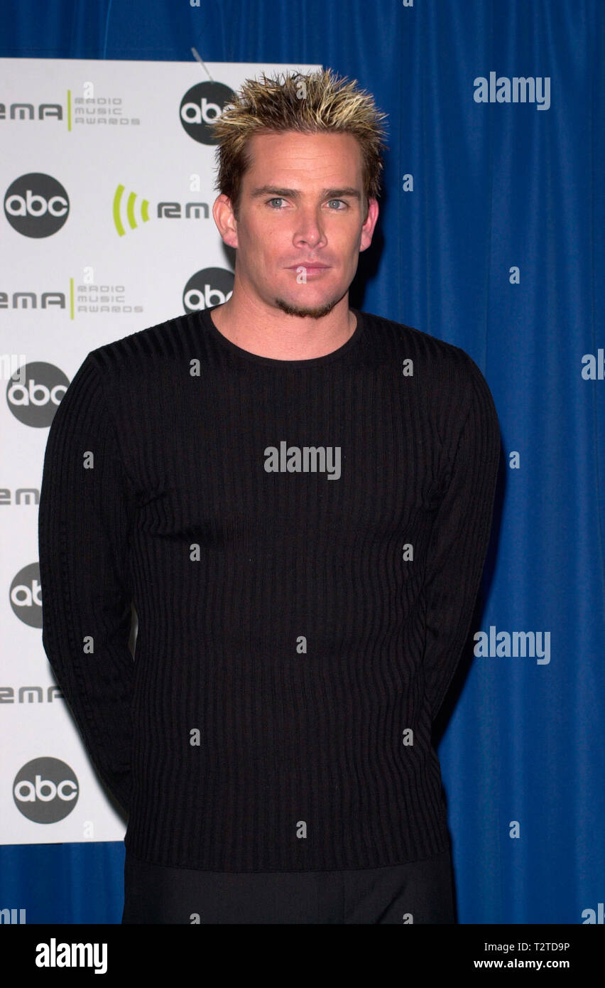 LAS VEGAS, NV. November 04, 2000: Singer MARK McGRATH at the Radio ...