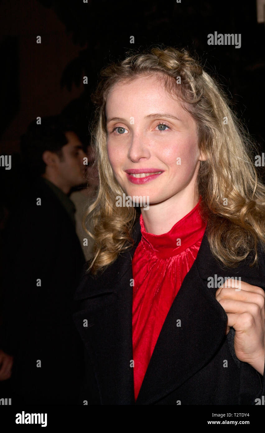 LOS ANGELES, CA. October 16, 2000: Actress JULIE DELPY at the Los ...