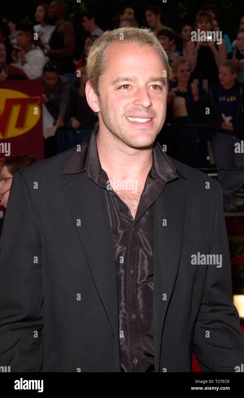 LOS ANGELES, CA. March 12, 2000: Actor GIL BELLOWS at the 6th Annual ...