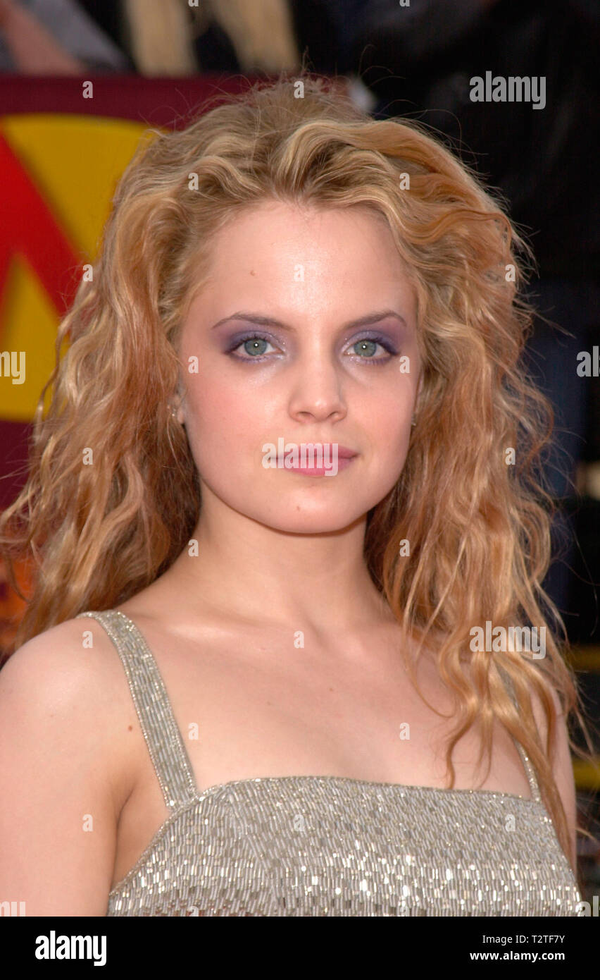 Mena suvari american beauty hi-res stock photography and images - Alamy