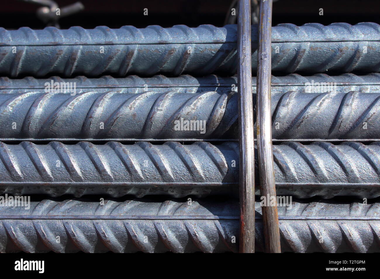 Reinforcing bars hi-res stock photography and images - Alamy
