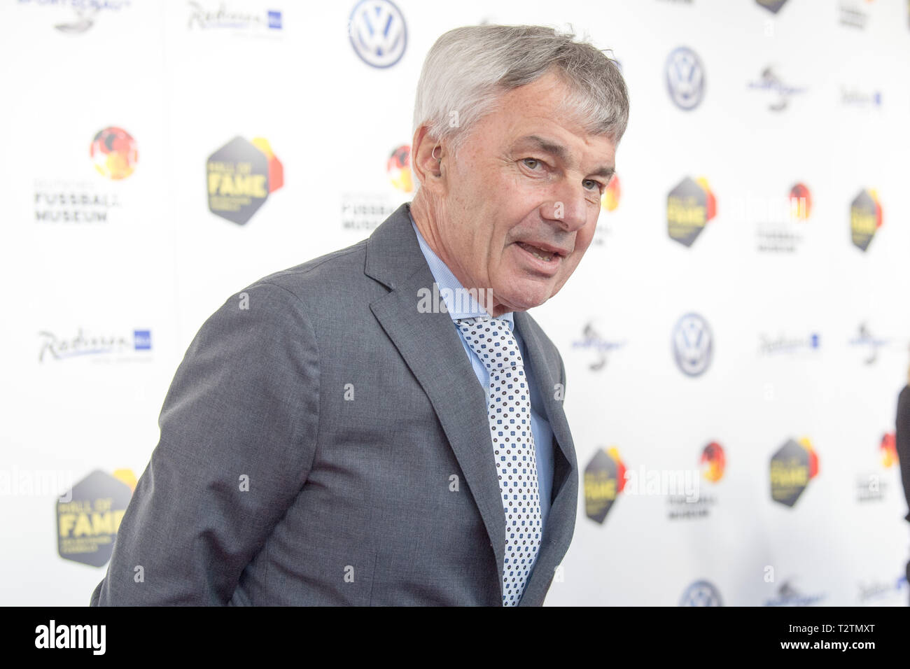 Fussballfunktionaer hi-res stock photography and images - Alamy