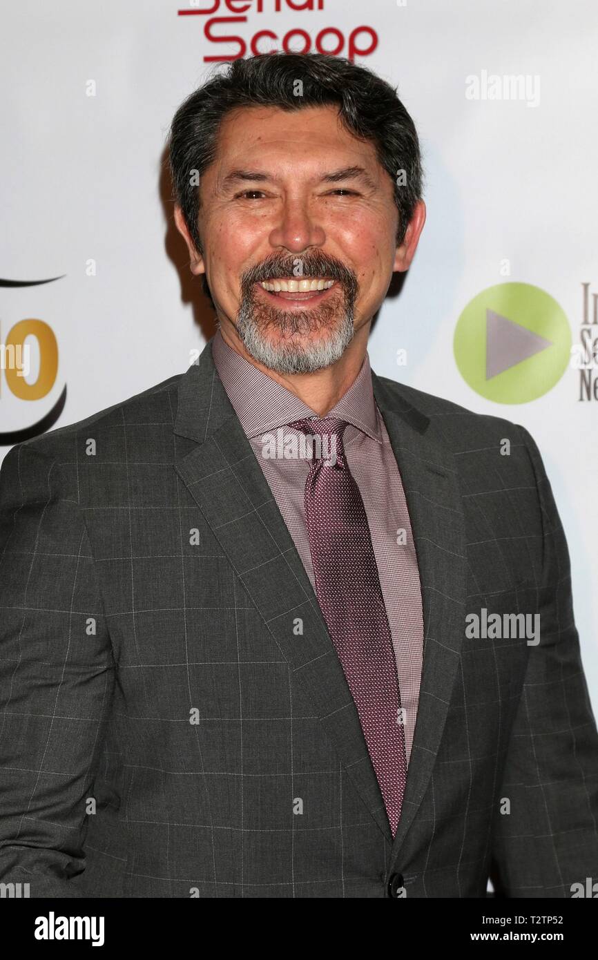 Lou diamond phillips hi-res stock photography and images - Alamy