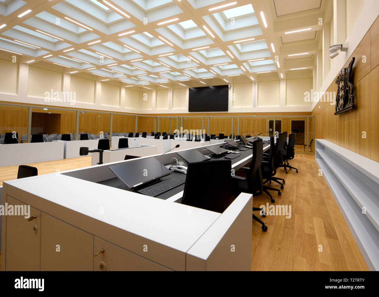 Historic courtroom hi-res stock photography and images - Alamy