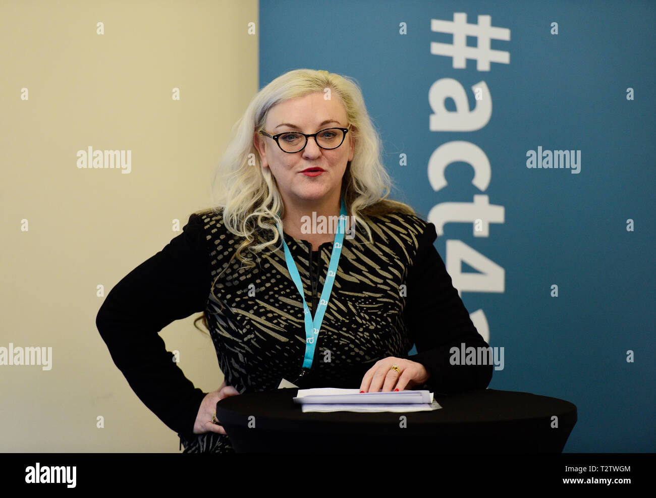 Mary simpson hi-res stock photography and images - Alamy