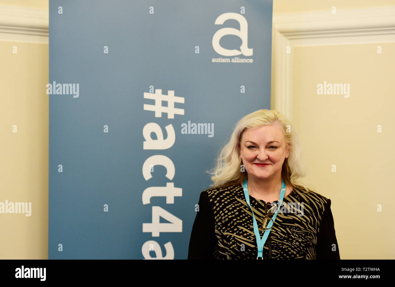 Mary simpson hi-res stock photography and images - Alamy