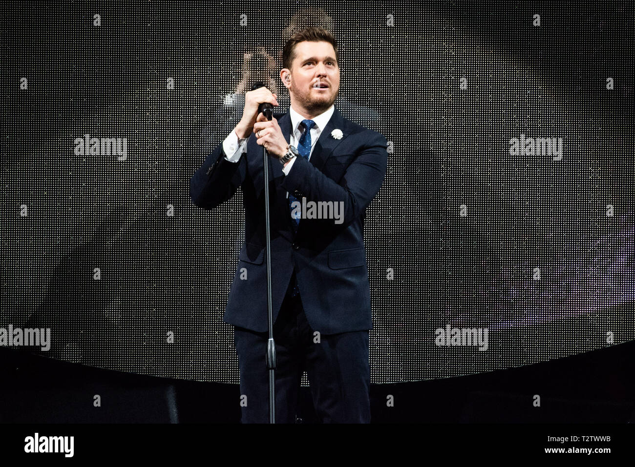 OAKLAND, CA - APRIL 3: Michael Buble performs onstage at Oracle Arena ...