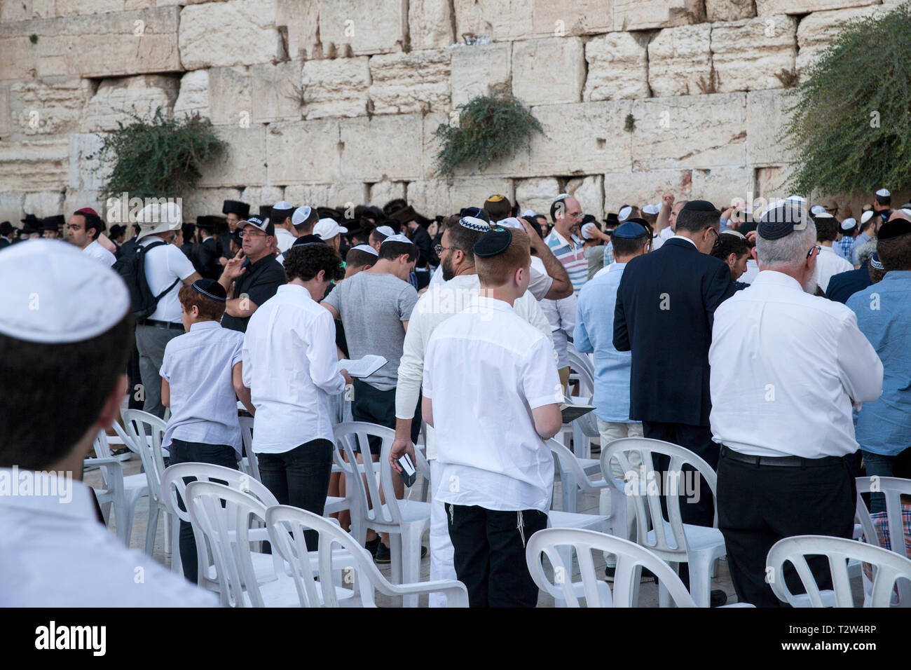 Shabbos hi-res stock photography and images - Alamy