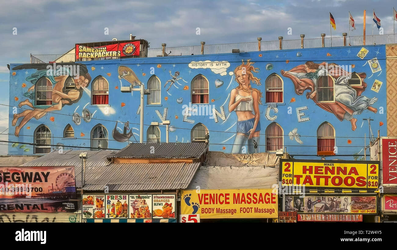 Mural on wall venice beach hi-res stock photography and images - Alamy