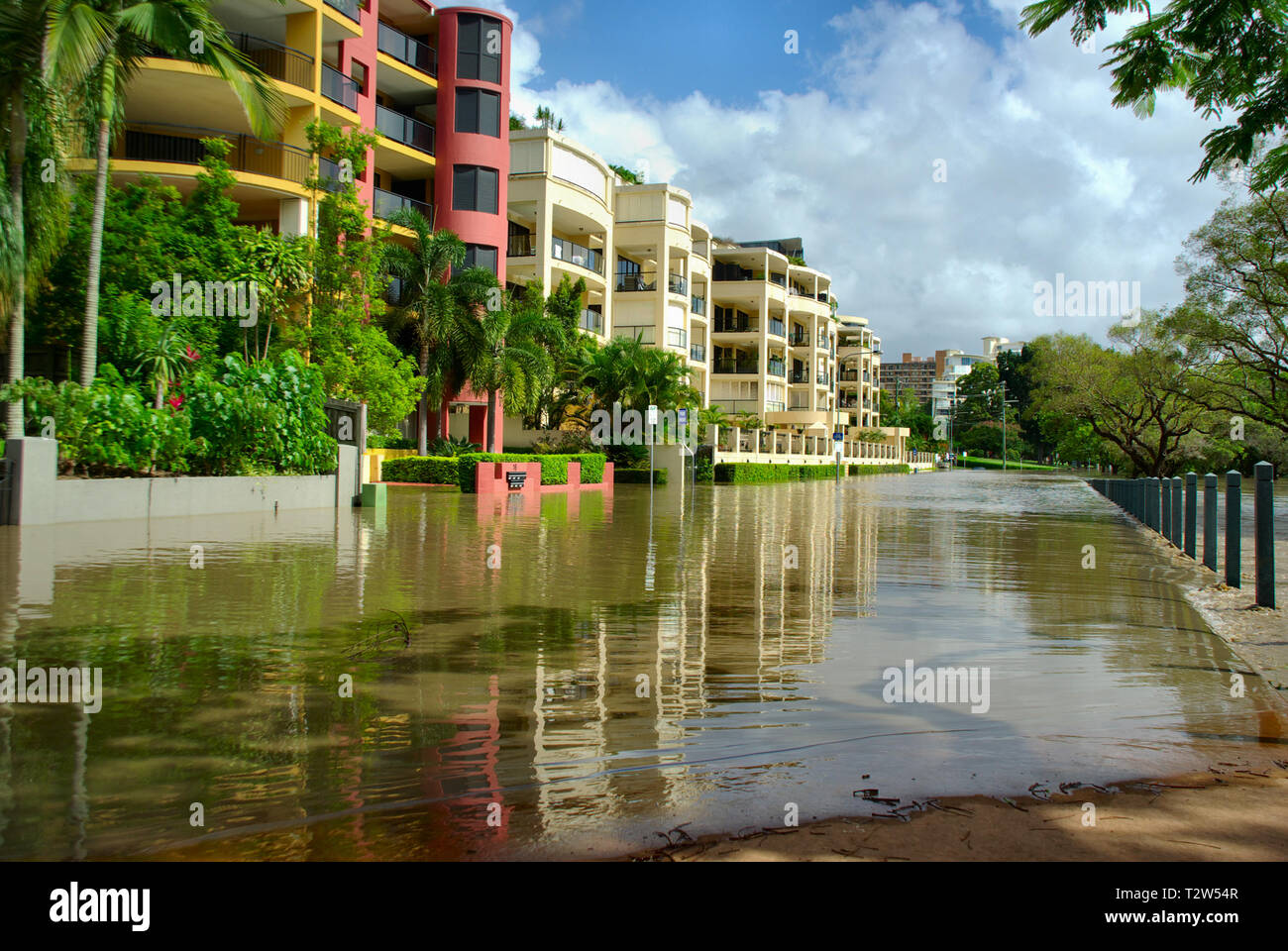 The 2010-11 Brisbane floods caused a lot of damage. Here a street is ...