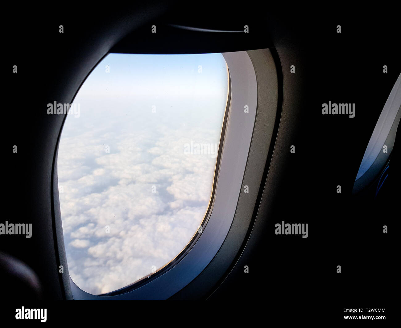 Airplane cabin window hi-res stock photography and images - Alamy