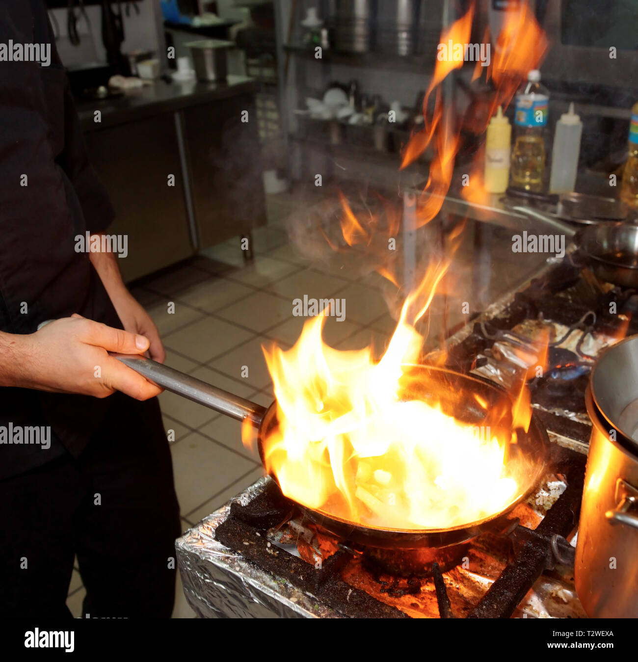 Flambe hi-res stock photography and images - Alamy