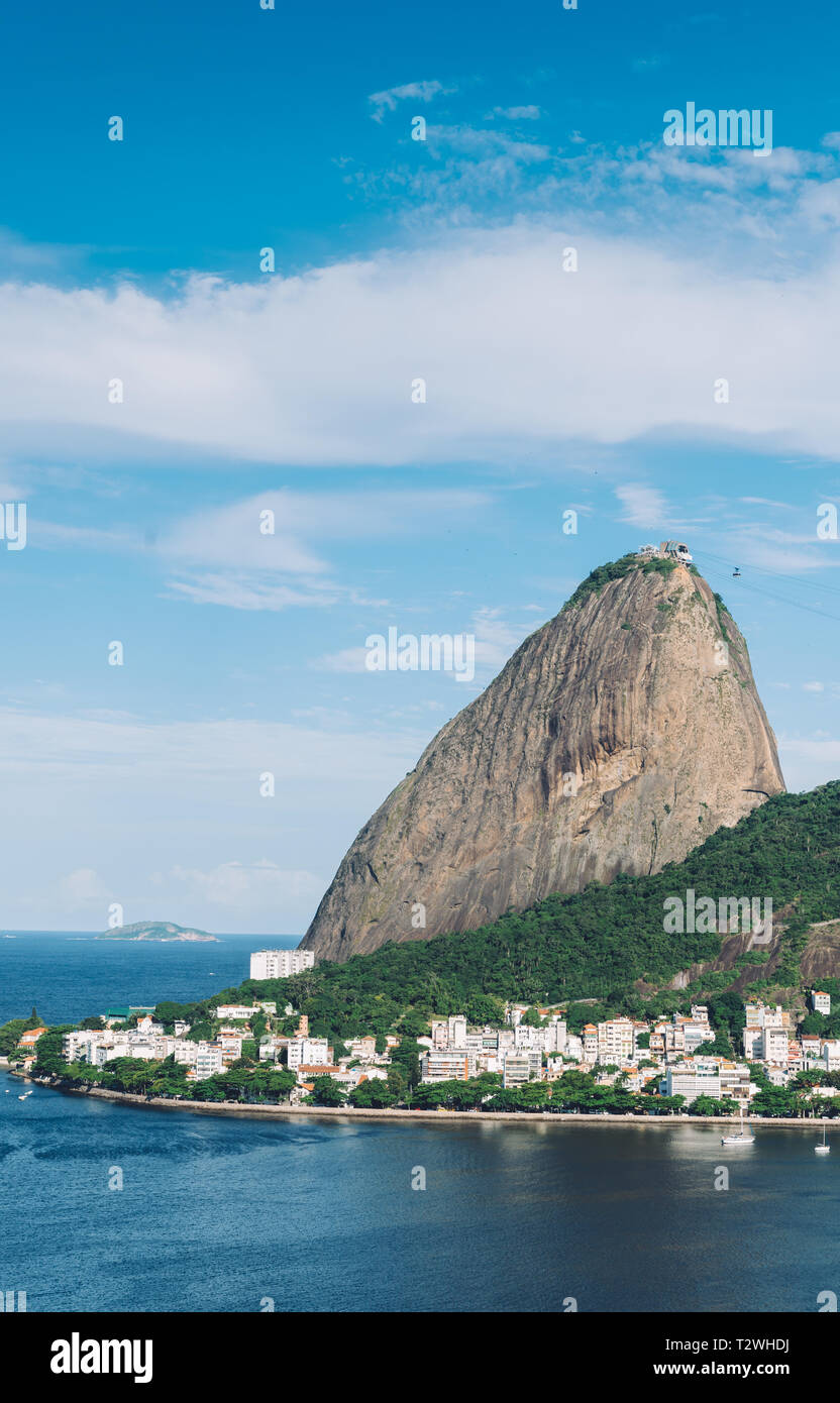 Pao de acucar and skyline hi-res stock photography and images - Alamy
