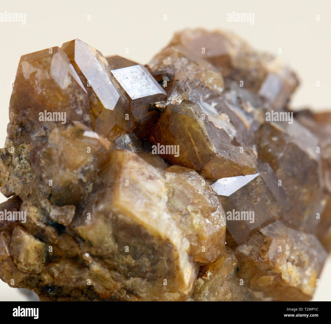Raw Garnet Crystal High Resolution Stock Photography and Images - Alamy
