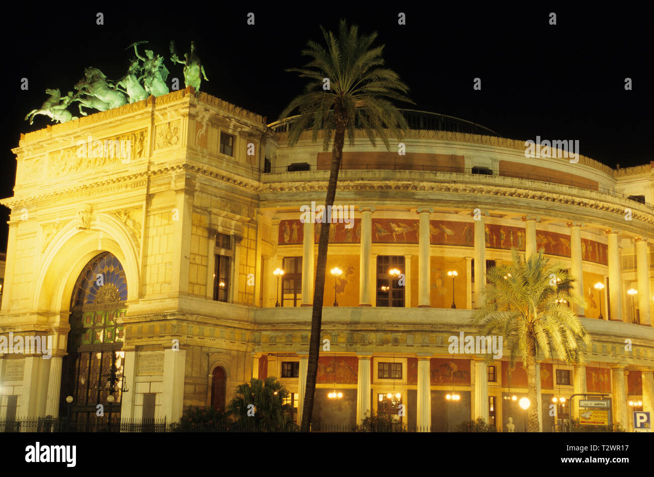 teatro politeama garibaldi, palermo, sicilia (sicily), italy Stock ...