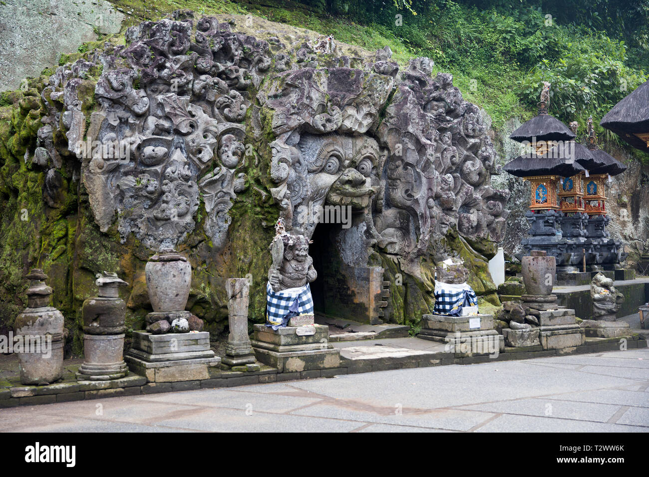 Beautiful indonesian cave hi-res stock photography and images - Alamy