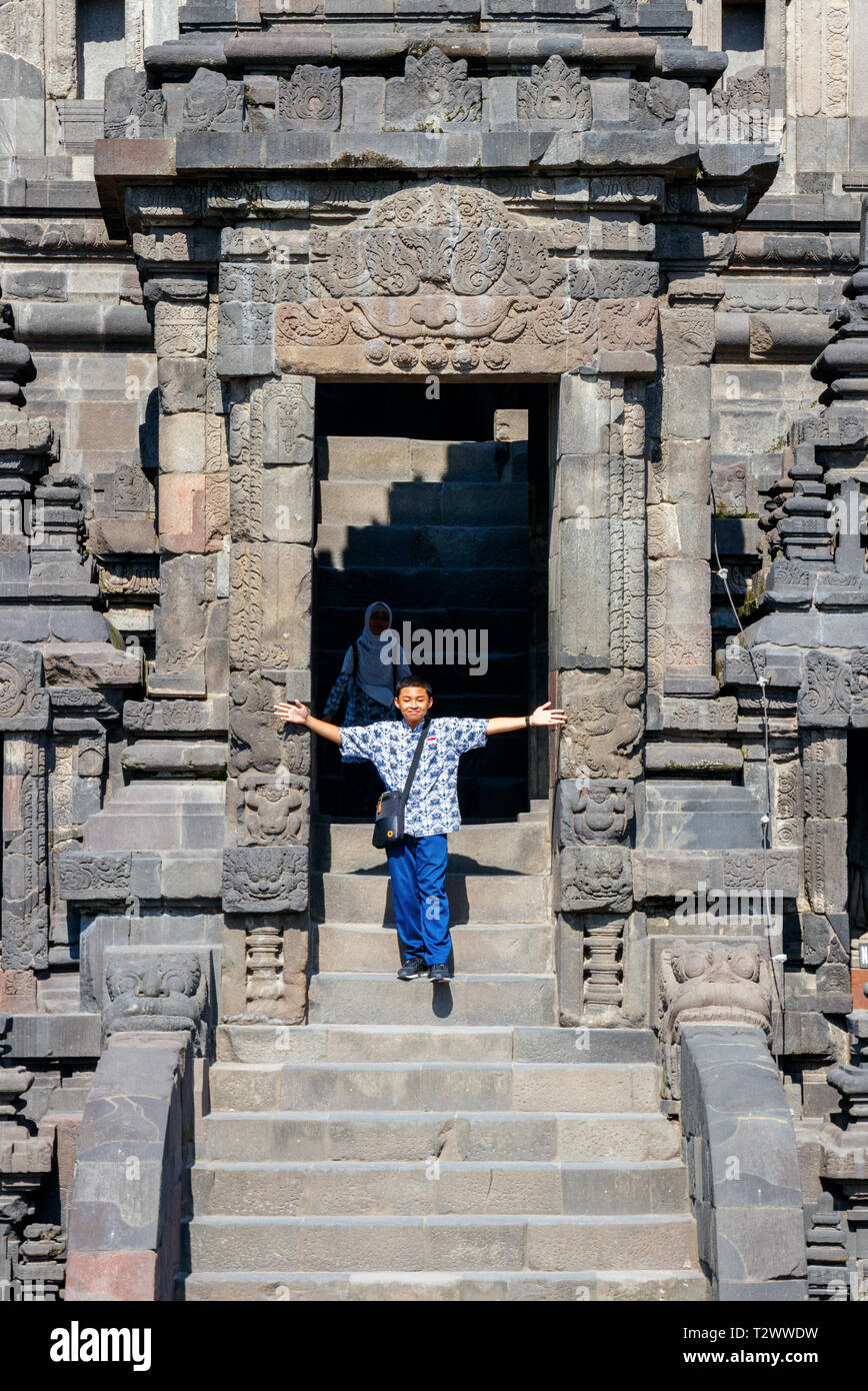 Vishnu stone sculptures hi-res stock photography and images - Alamy