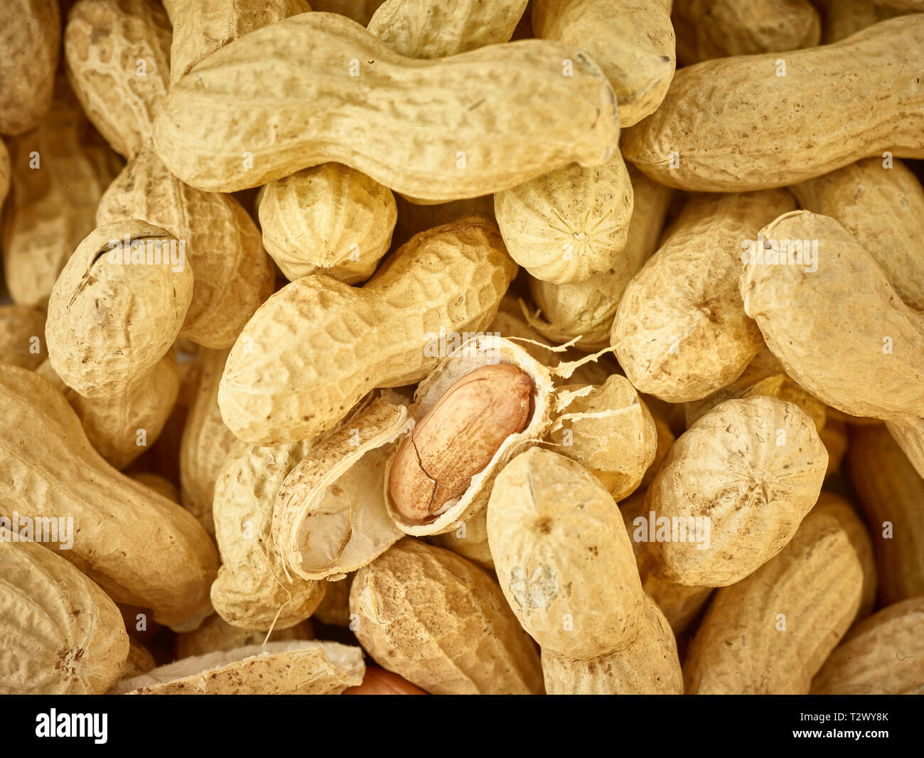 Peanuts food still-life Stock Photo - Alamy