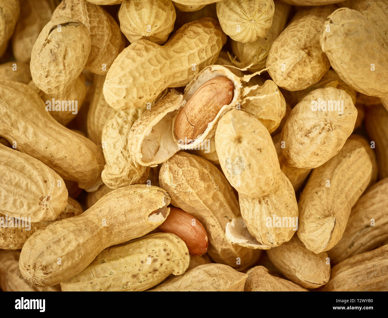 Peanuts food still-life Stock Photo - Alamy