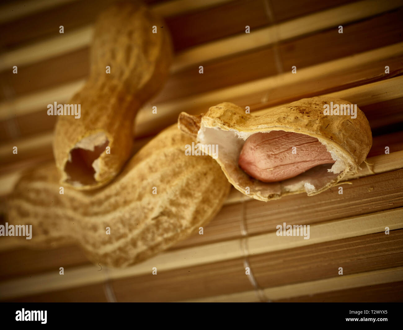 Peanuts food still-life Stock Photo - Alamy Peanuts food still-life Stock Photo - Alamy