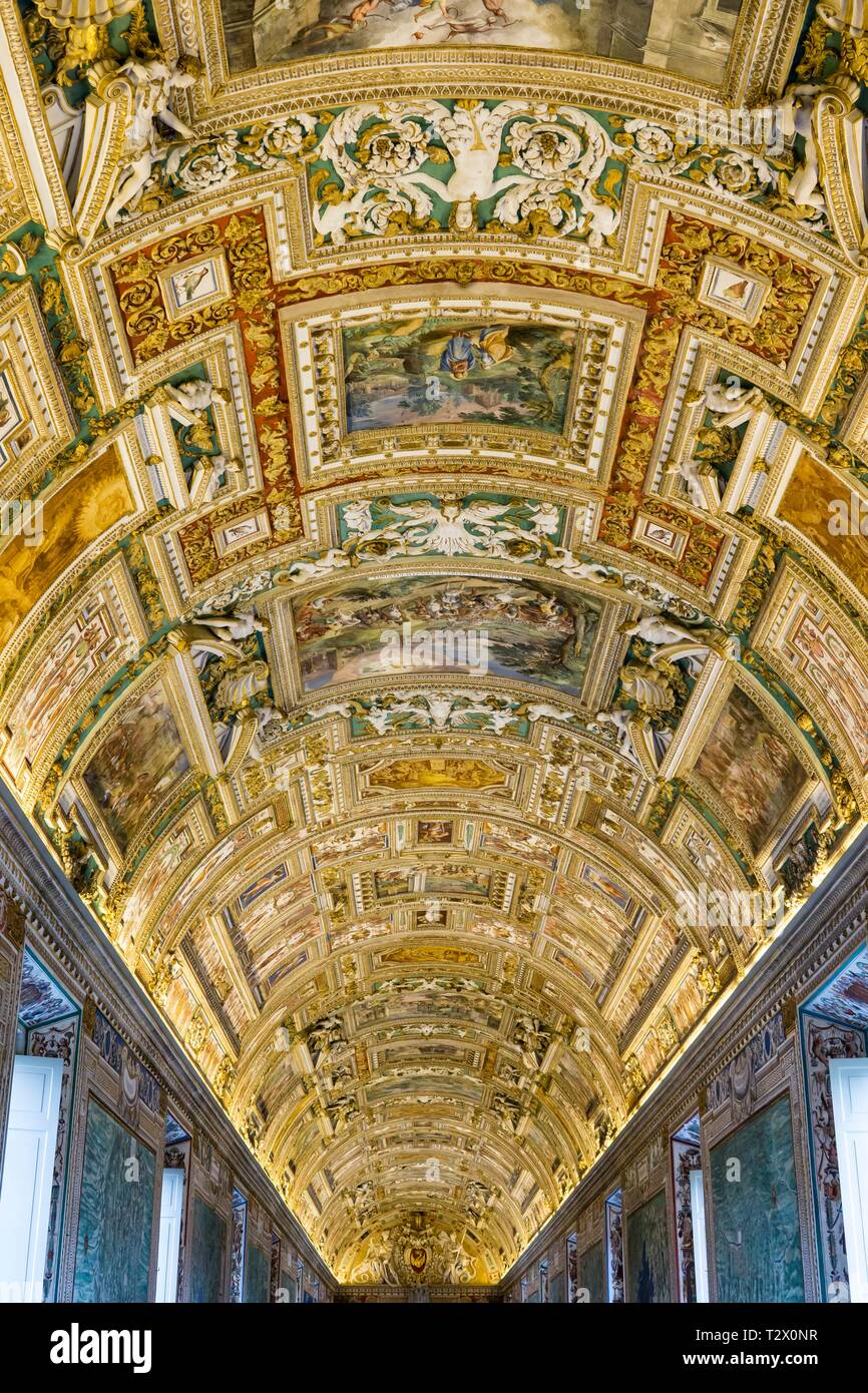 Historical maps of rome hi-res stock photography and images - Alamy