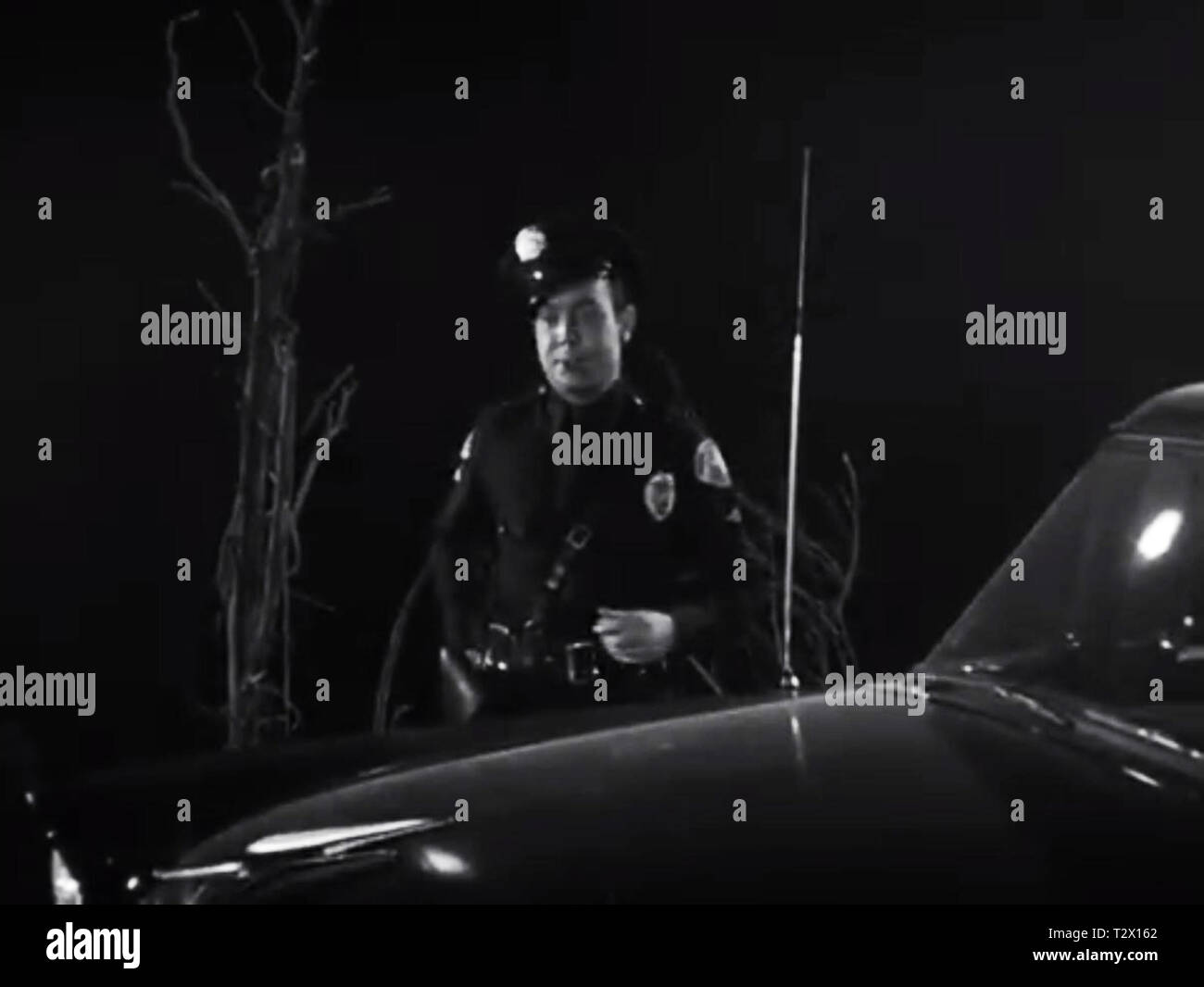 cops searching in an old black and white films (plan 9 from outer space ...