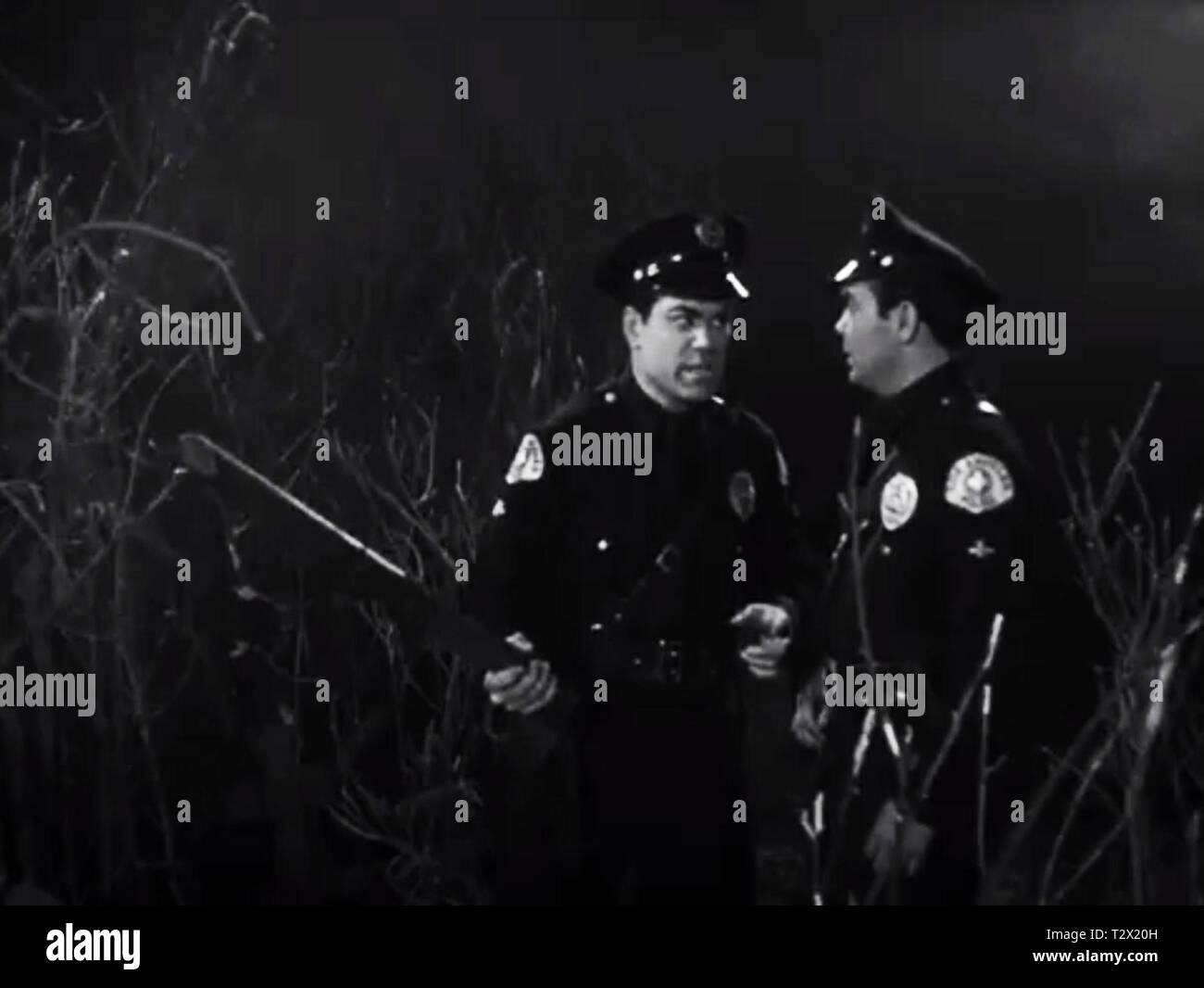 American policeman 1950s hi-res stock photography and images - Alamy