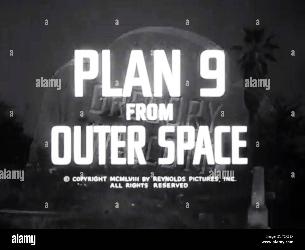 plan 9 from outer space screenshot Stock Photo - Alamy