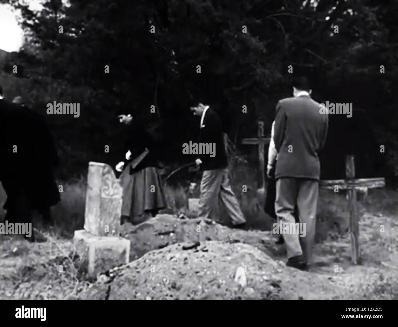 Scene from the graveyard in Plan 9 From Outer Space Stock Photo - Alamy