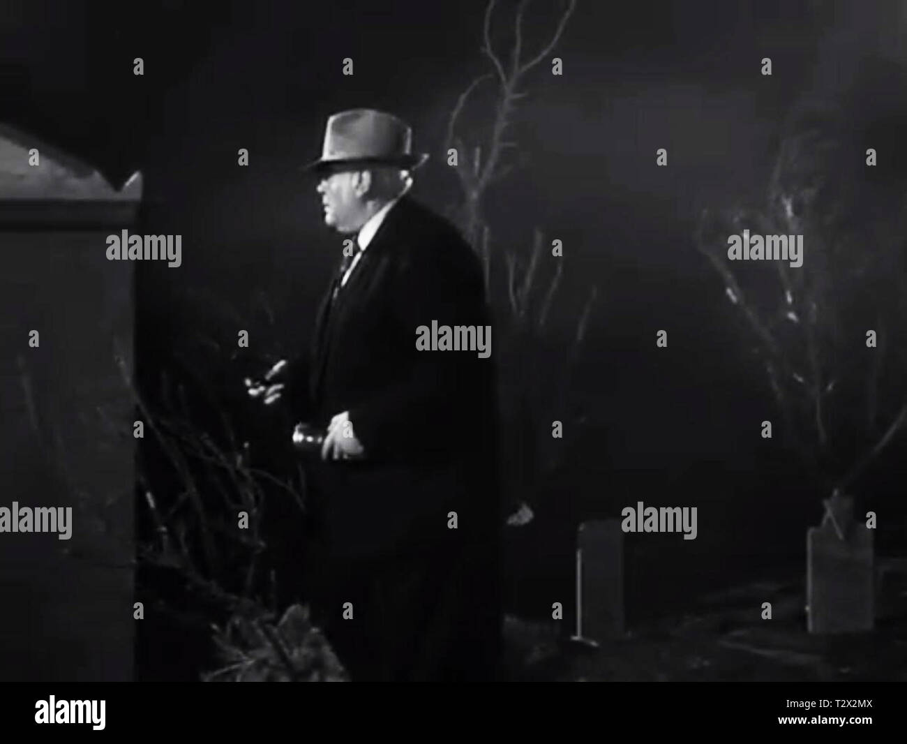 Tor Johnson in Plan 9 from Outer Space by Ed Wood Stock Photo - Alamy