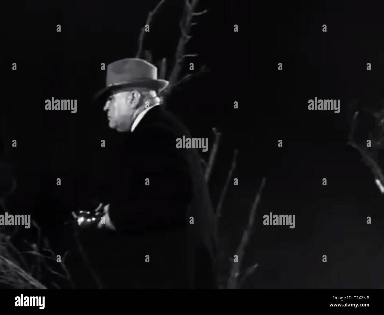 Tor Johnson in Plan 9 from Outer Space by Ed Wood Stock Photo - Alamy