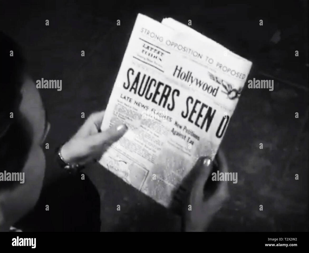 Plan 9 from outer space poster hi-res stock photography and images - Alamy