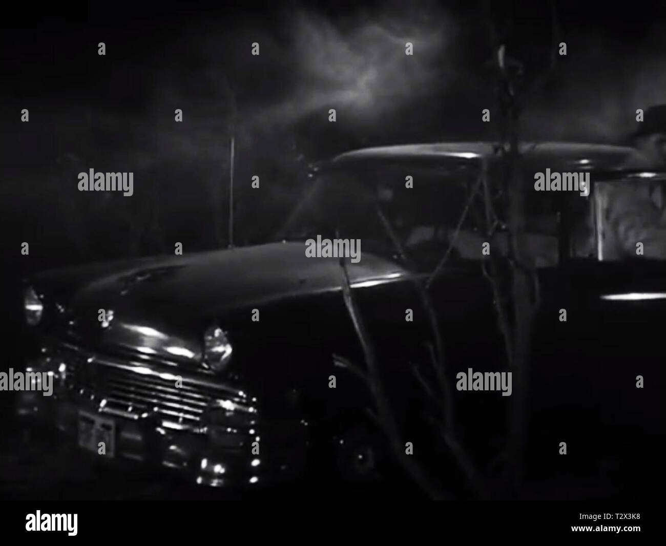 cops searching in an old black and white films (plan 9 from outer space ...