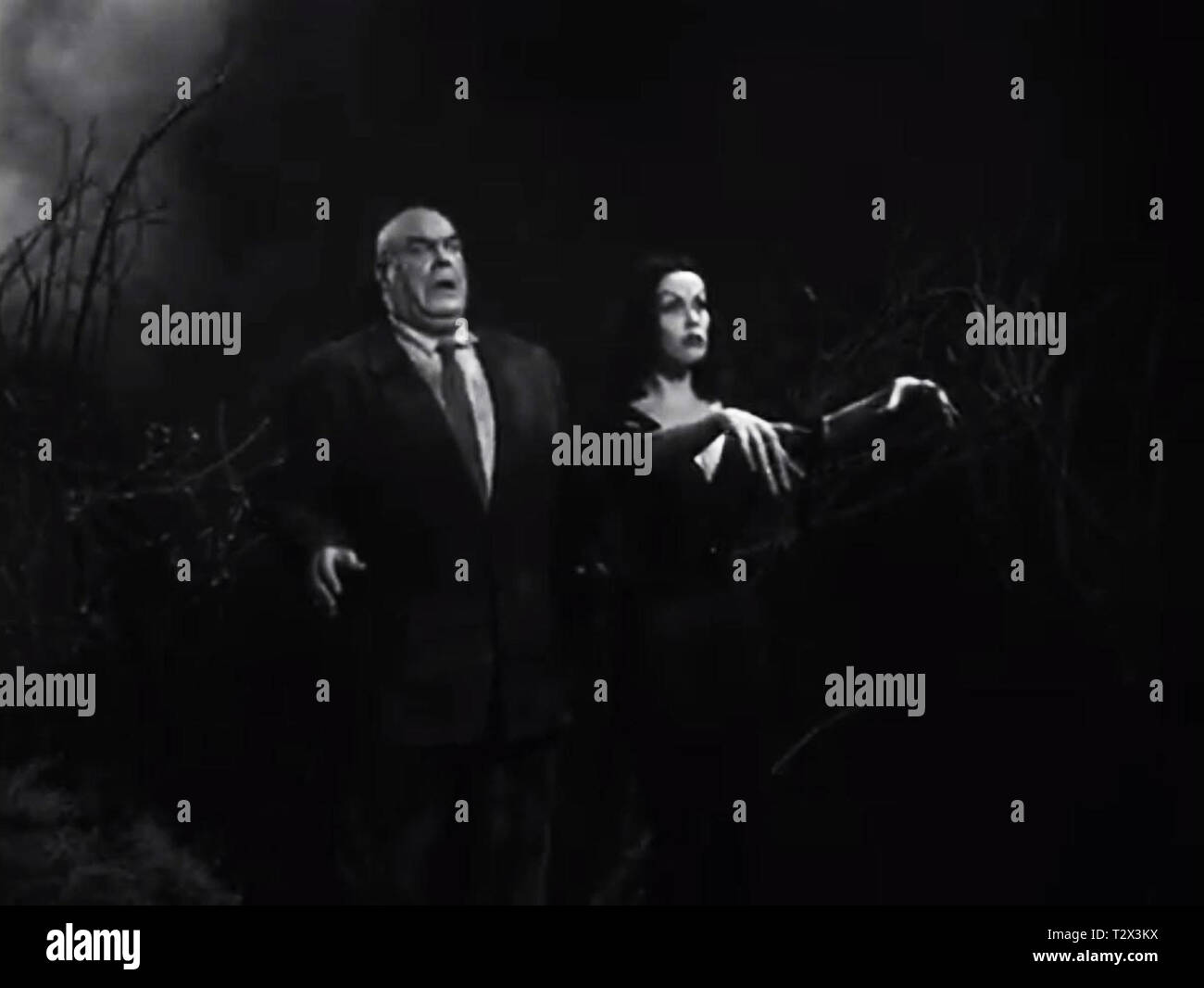 Tor Johnson in Plan 9 from Outer Space by Ed Wood Stock Photo - Alamy