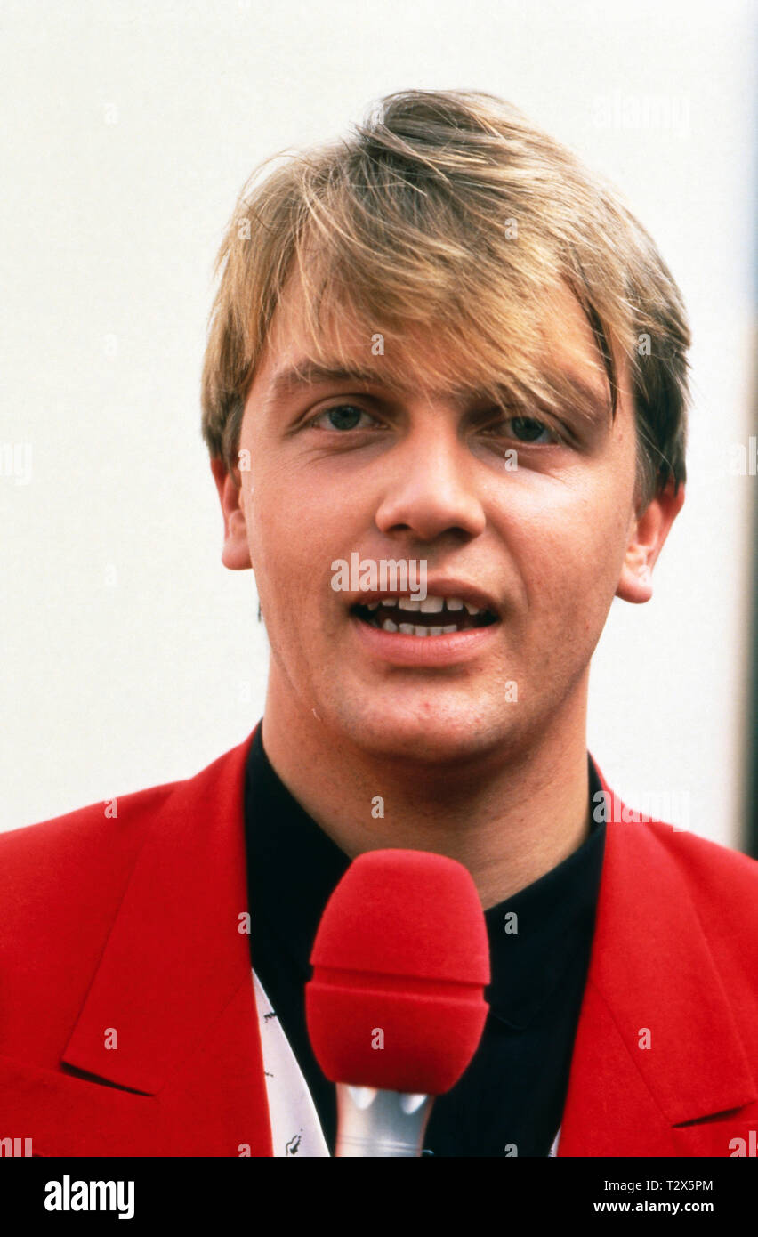 Der deutsche Komiker, Autor, Moderator, Schauspieler, Sänger und ...