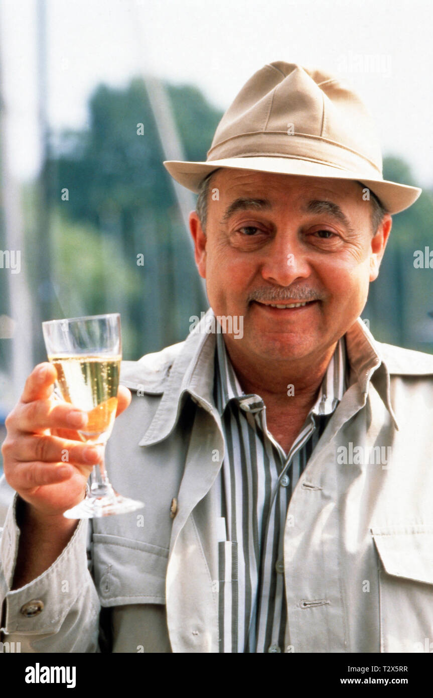 Tom selleck magnum hi-res stock photography and images - Alamy