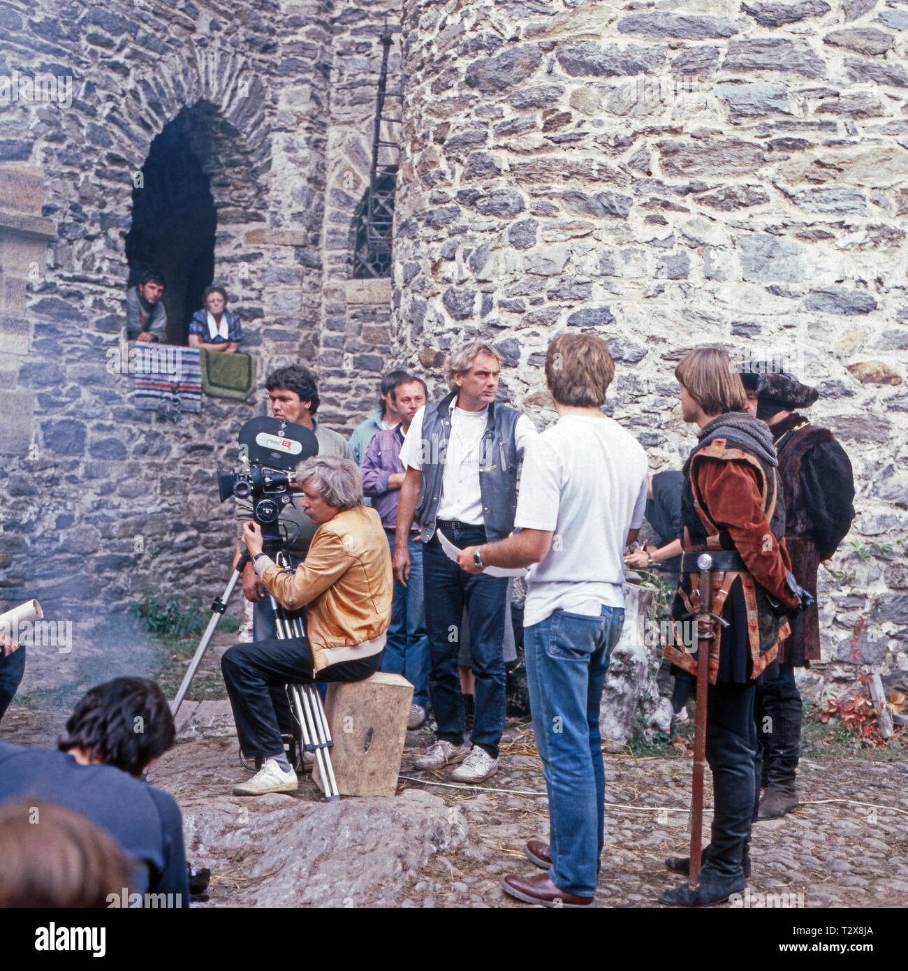 Der Ochsenkrieg, Fernsehserie, Deutschland 1987, Werkfoto mit Regisseur ...