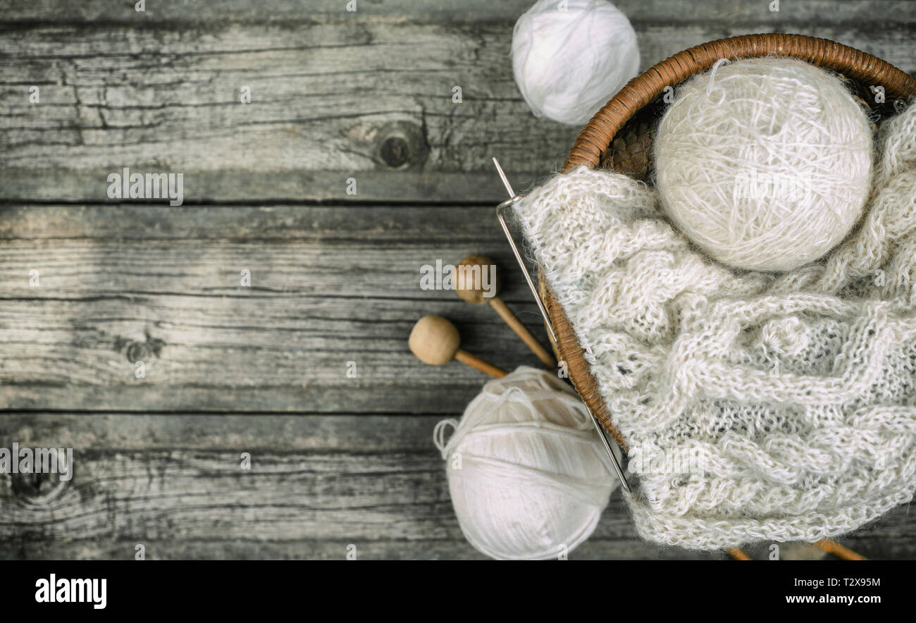 Alpaca threads hi-res stock photography and images - Alamy