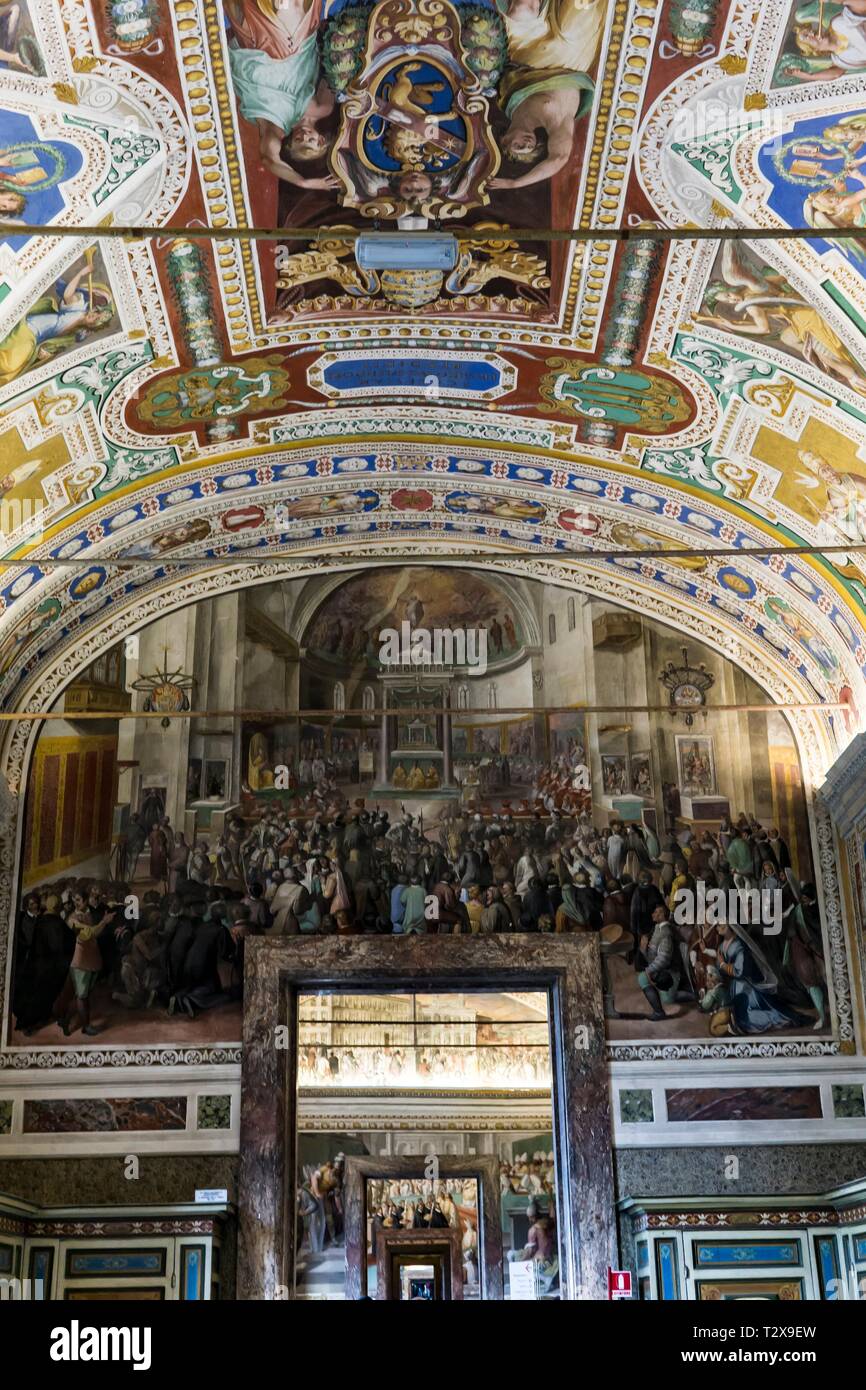 The Vatican Apostolic Library (1475).Vatican museum, Vatican city, Rome ...