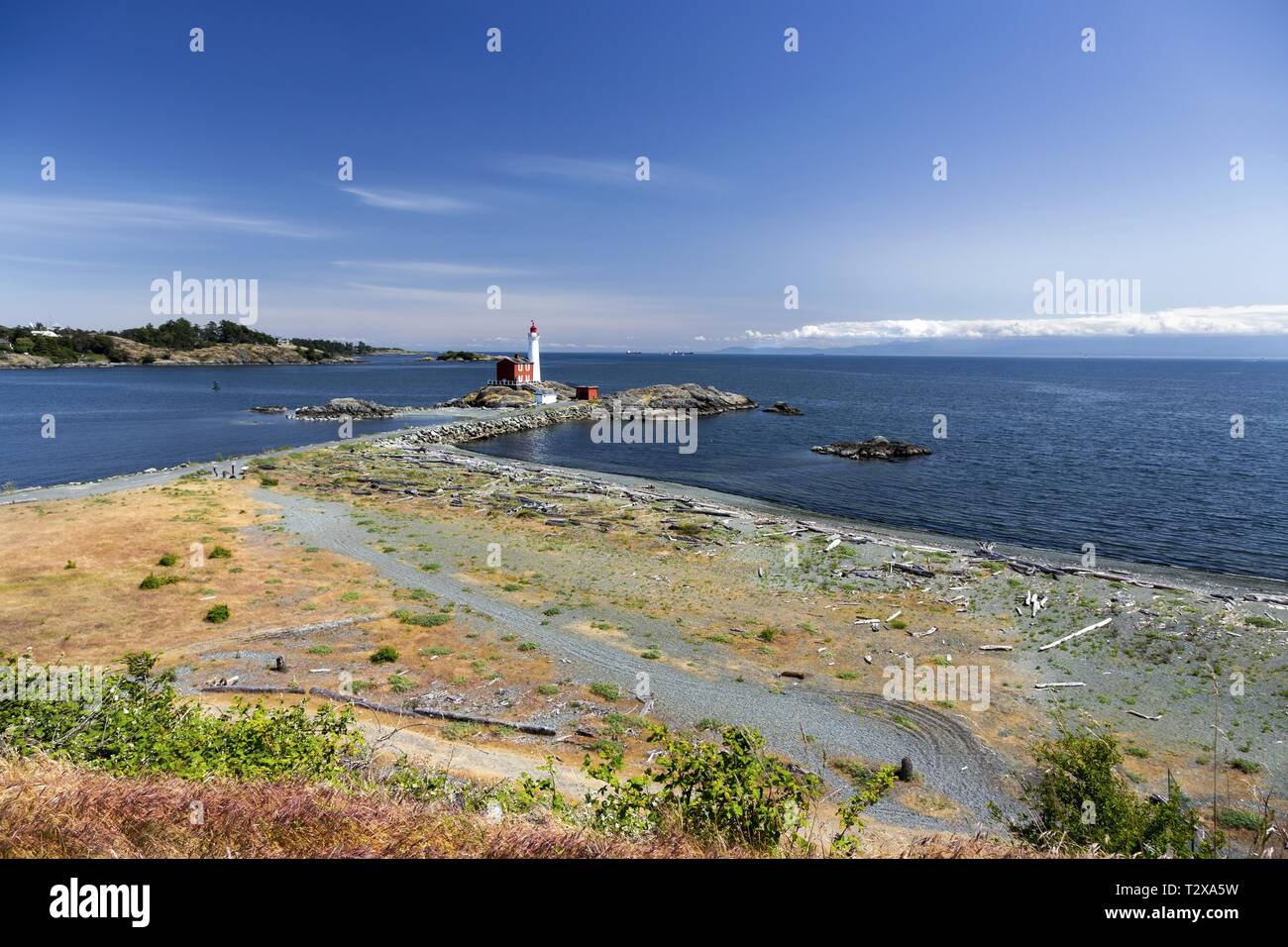 Fisgard Lighthouse, Springtime Wildflowers and Sweeping Pacific Ocean ...