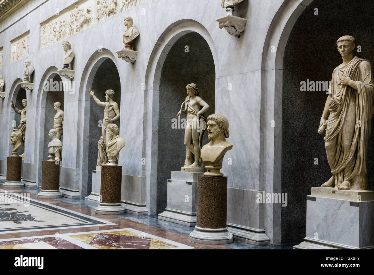 The New Wing (Braccio Nuovo) of the Chiaramonti Museum, Vatican museum ...