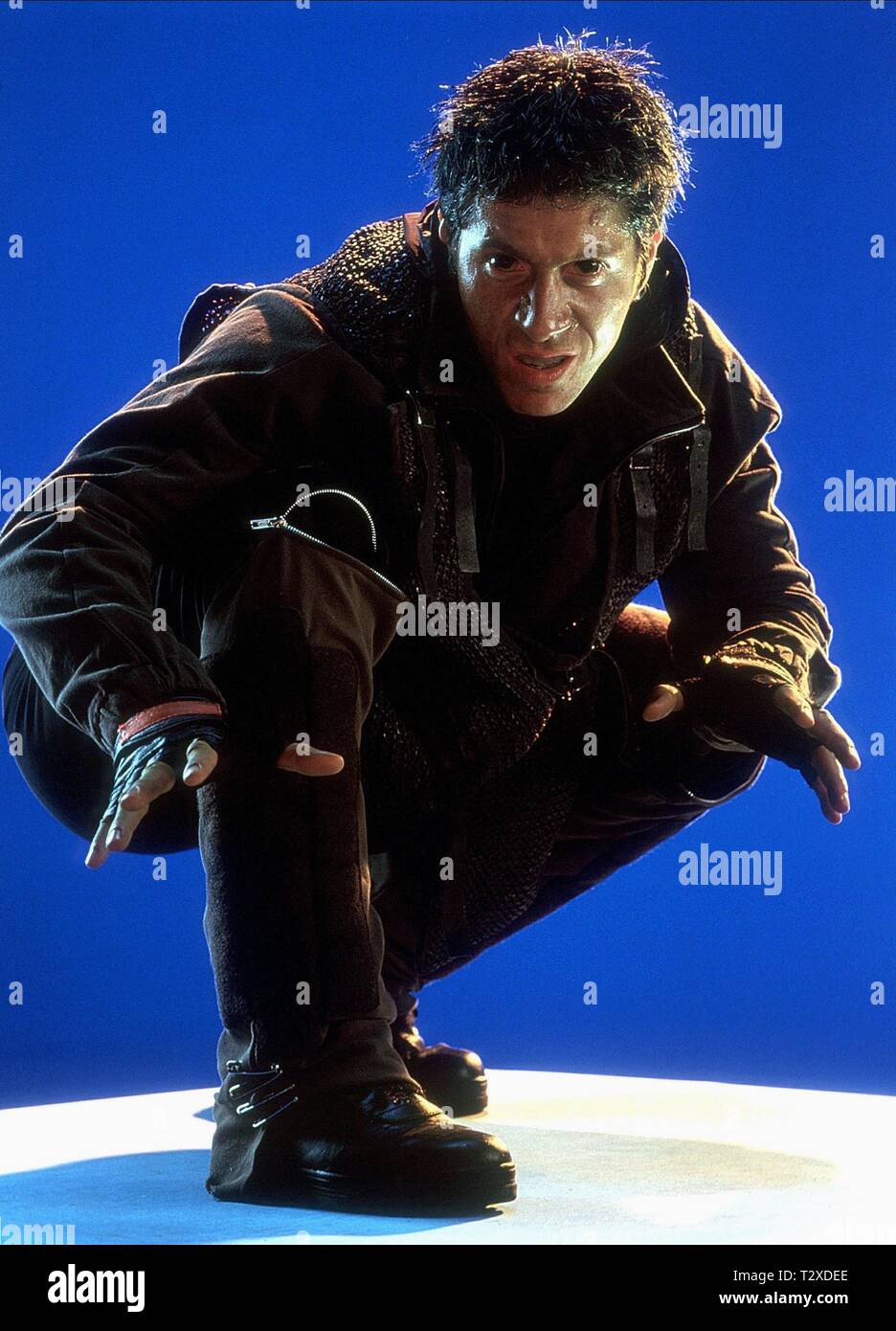 X Men 2000 Ray Park Toad Stock Photos & X Men 2000 Ray Park Toad Stock ...