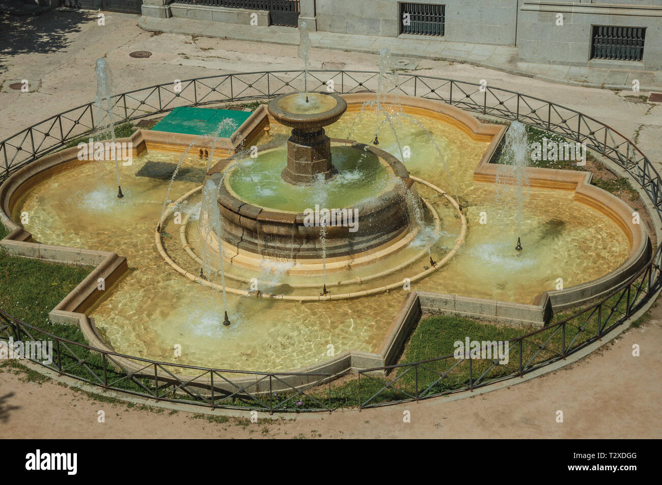 Splash around in the pool hi-res stock photography and images - Alamy