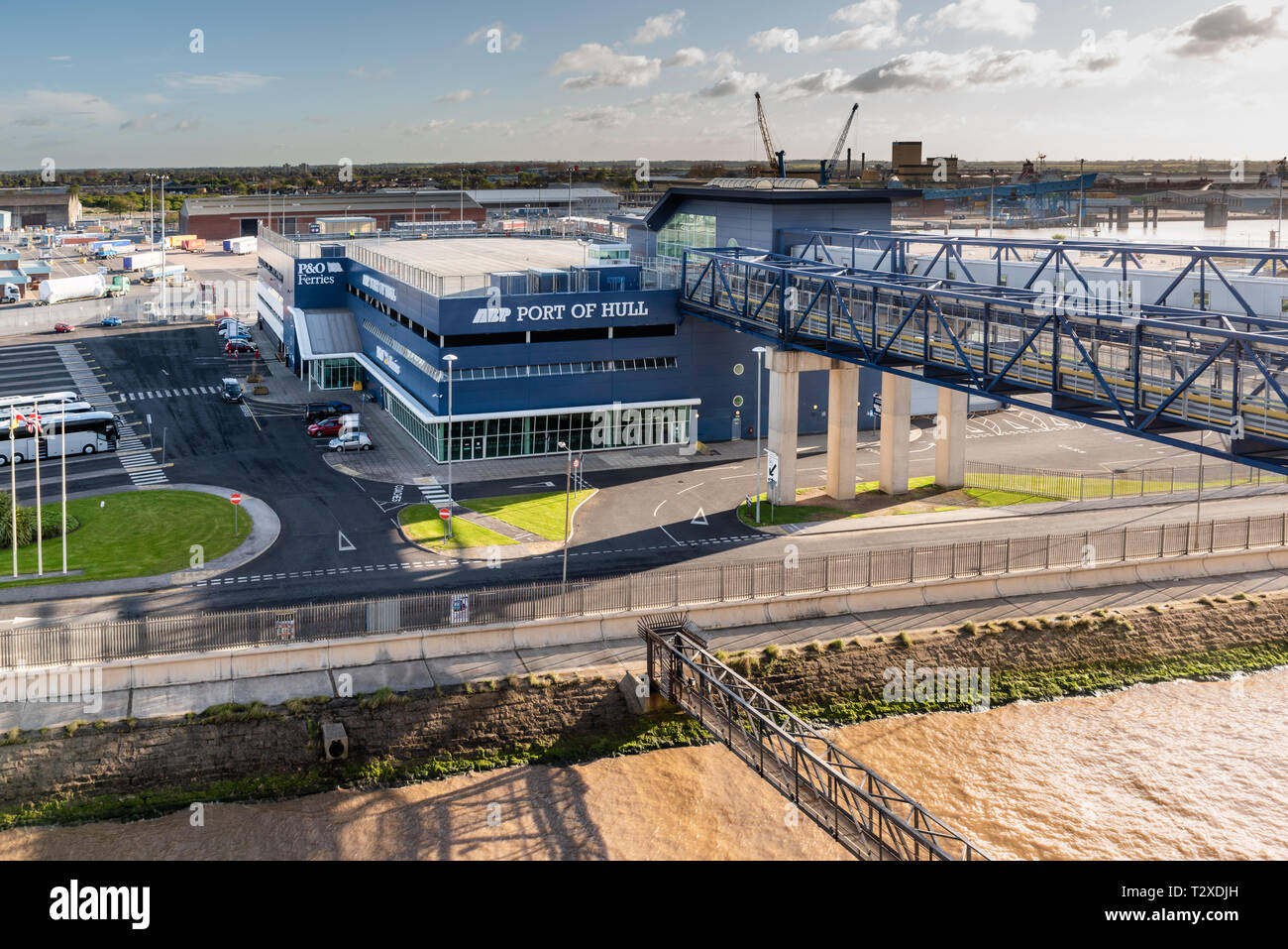 Hull ferry hi-res stock photography and images - Alamy