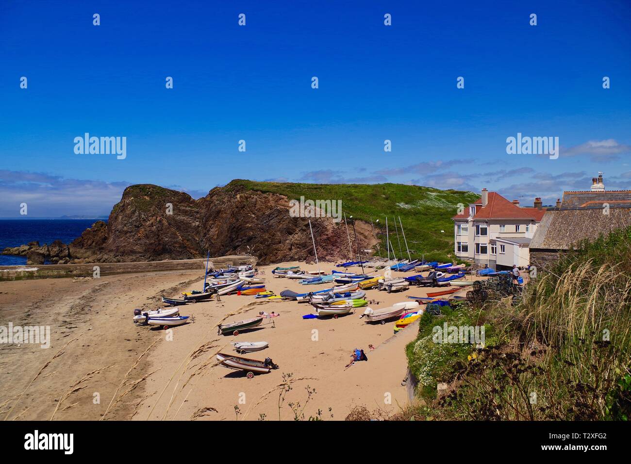 Hope cove devon sunny hi-res stock photography and images - Alamy